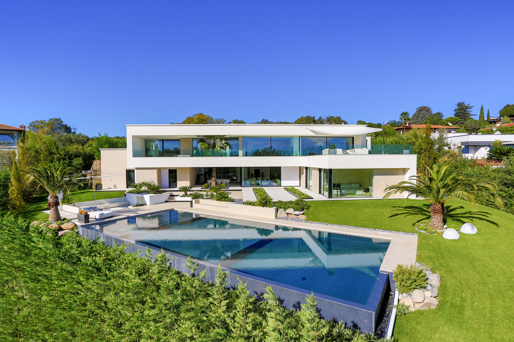 Single-family villa realised in the province of Brescia